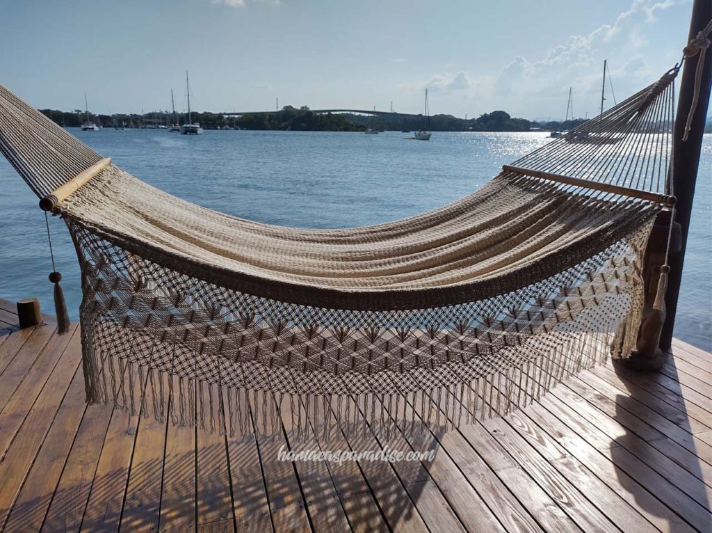 Hamaca familiar grande con vuelo acordeón macramé - Hamacas Paradise